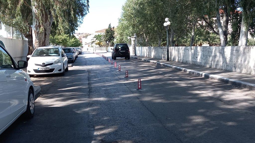 Χωρίστηκε στα δυο ο δρόμος μπροστα απ το Γήπεδο! Να γιατι… – LimnosNea ...